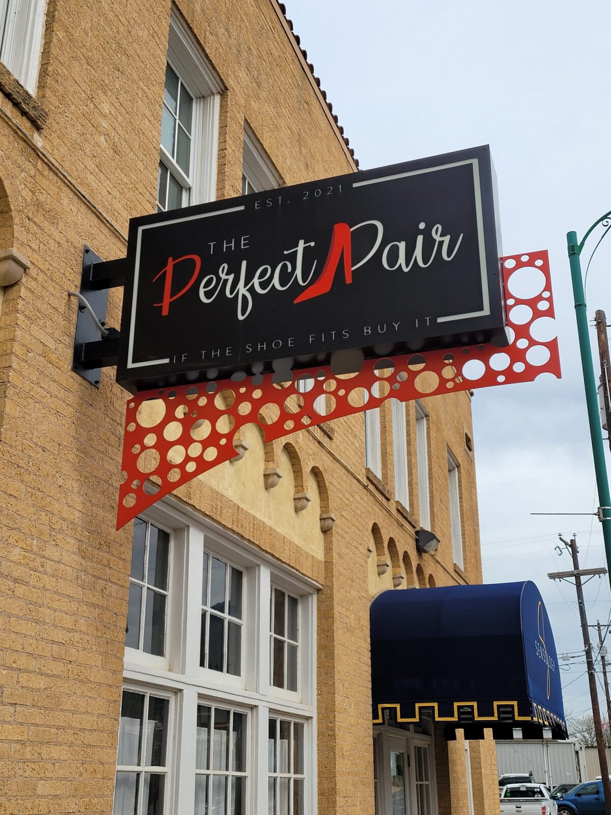 Monument Sign Company Fort Worth | Custom Building & Apartment Signs